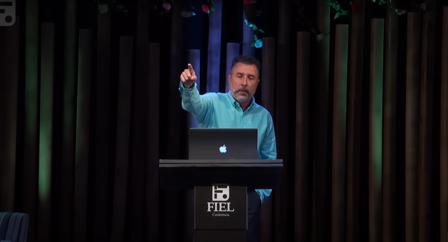 Teologia forte produz mulheres fortes - Ministério Fiel